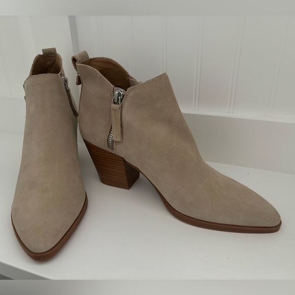 Dolce Vita | Shoes | Dolce Vita Dv8 Suede Leather Ankle Bootie | Poshmark